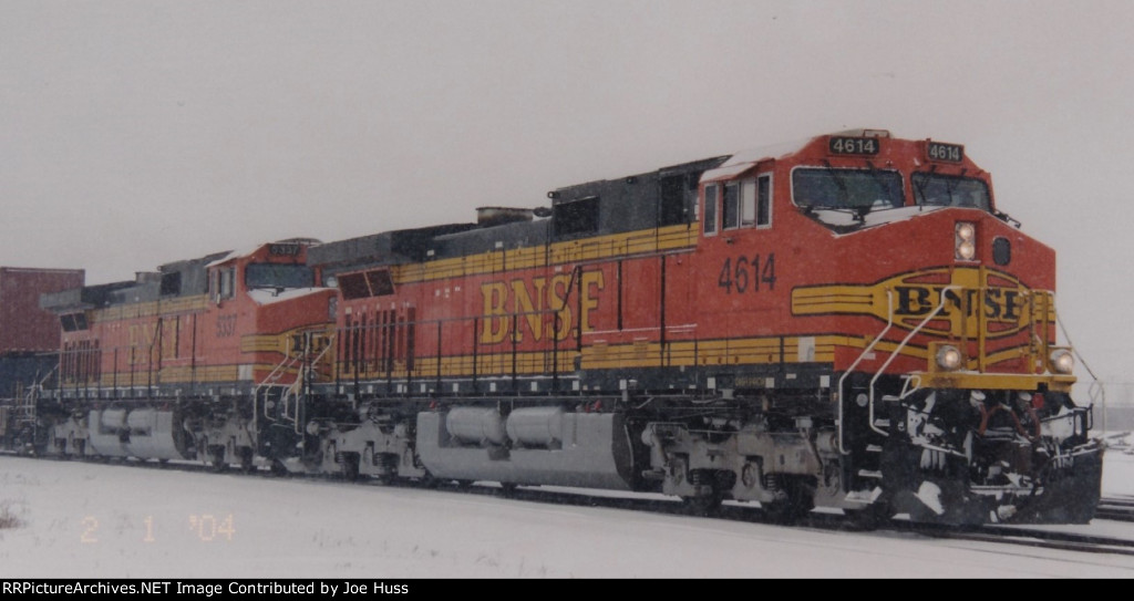 BNSF 4614 East